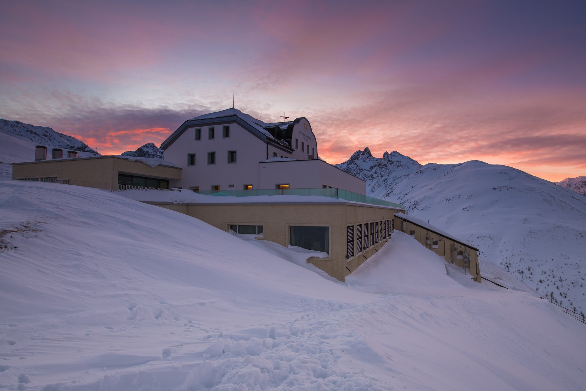 Anreise & Betriebszeiten | Romantik Hotel Muottas Muragl