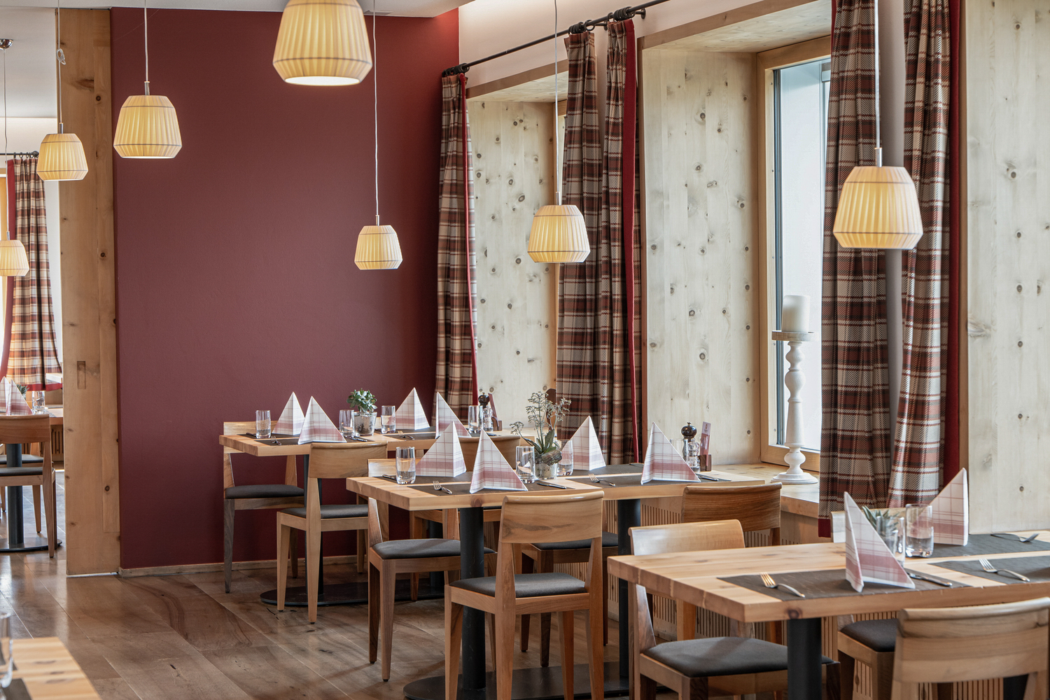 Panorama Restaurant with a View | Romantik Hotel Muottas Muragl